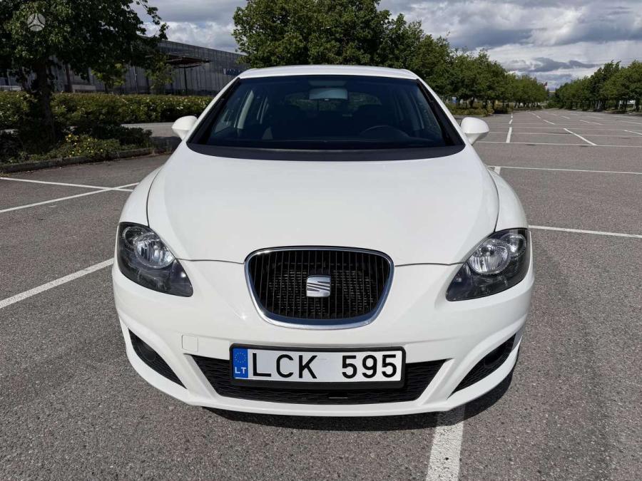 Balts SEAT Leon 2012 Panevēža, ar dzinēja tilpumu 1.60 L un nobraukumu 262 tūkst. km par 3400 €, foto 9 vietnē AUTOMOTO.COM.LV