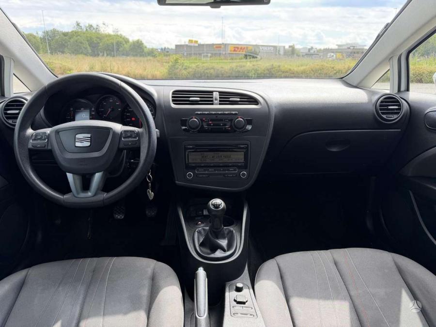 Balts SEAT Leon 2012 Panevēža, ar dzinēja tilpumu 1.60 L un nobraukumu 262 tūkst. km par 3400 €, foto 10 vietnē AUTOMOTO.COM.LV
