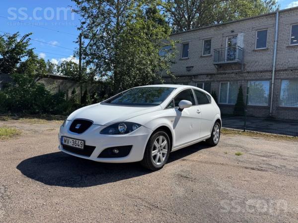 Balts SEAT Leon 2012 Rīga, ar dzinēja tilpumu 1.60 L un nobraukumu 208 tūkst. km par 2150 €, foto 1 vietnē AUTOMOTO.COM.LV