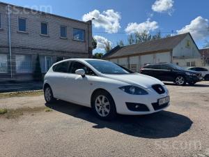Balts SEAT Leon 2012 Rīga, ar dzinēja tilpumu 1.60 L un nobraukumu 208 tūkst. km par 2150 €, foto 3 vietnē AUTOMOTO.COM.LV