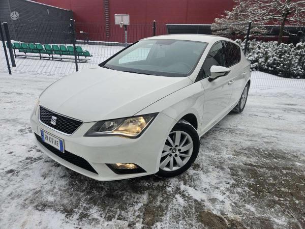 White SEAT Leon 2013 in Kaunas, with an engine capacity of 1.60 L and mileage of 261 thousand km for 5250 €, photo 1 on AUTOMOTO.COM.LV