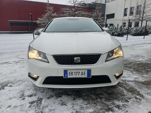 White SEAT Leon 2013 in Kaunas, with an engine capacity of 1.60 L and mileage of 261 thousand km for 5250 €, photo 5 on AUTOMOTO.COM.LV