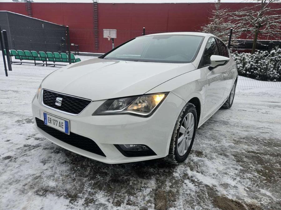 White SEAT Leon 2013 in Kaunas, with an engine capacity of 1.60 L and mileage of 261 thousand km for 5250 €, photo 9 on AUTOMOTO.COM.LV