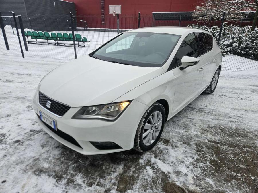 White SEAT Leon 2013 in Kaunas, with an engine capacity of 1.60 L and mileage of 261 thousand km for 5250 €, photo 11 on AUTOMOTO.COM.LV