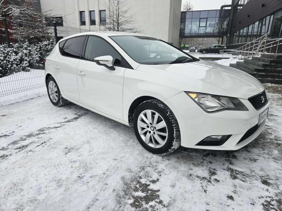 White SEAT Leon 2013 in Kaunas, with an engine capacity of 1.60 L and mileage of 261 thousand km for 5250 €, photo 13 on AUTOMOTO.COM.LV