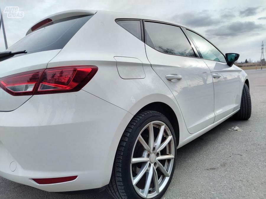 Balts SEAT Leon 2013 Panevēža, ar dzinēja tilpumu 1.60 L un nobraukumu 292 tūkst. km par 6100 €, foto 7 vietnē AUTOMOTO.COM.LV