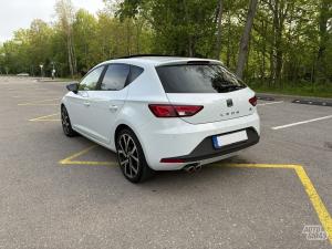 White SEAT Leon 2013 in Klaipeda, with an engine capacity of 2.00 L and mileage of 267 thousand km for 8000 €, photo 6 on AUTOMOTO.COM.LV
