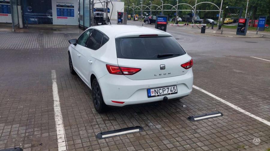 Balts SEAT Leon 2013 Viļņa, ar dzinēja tilpumu 1.60 L un nobraukumu 375 tūkst. km par 4500 €, foto 1 vietnē AUTOMOTO.COM.LV