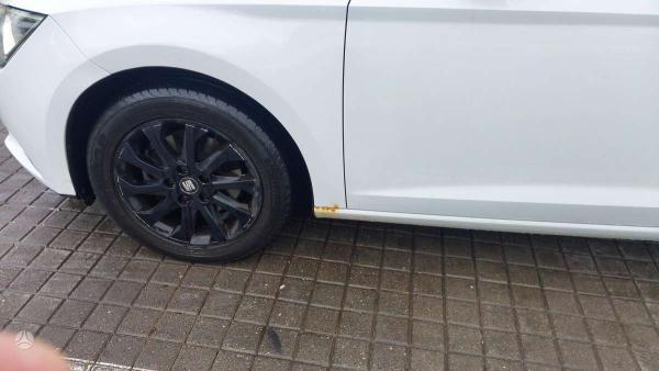 Balts SEAT Leon 2013 Viļņa, ar dzinēja tilpumu 1.60 L un nobraukumu 375 tūkst. km par 4500 €, foto 9 vietnē AUTOMOTO.COM.LV