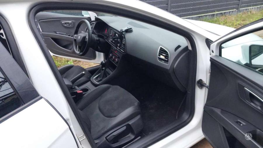 Balts SEAT Leon 2013 Viļņa, ar dzinēja tilpumu 1.60 L un nobraukumu 375 tūkst. km par 4500 €, foto 16 vietnē AUTOMOTO.COM.LV