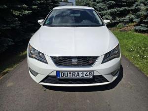 White SEAT Leon 2013 in Utena, with an engine capacity of 1.97 L and mileage of 226 thousand km for 5600 €, photo 4 on AUTOMOTO.COM.LV
