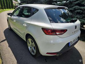 White SEAT Leon 2013 in Utena, with an engine capacity of 1.97 L and mileage of 226 thousand km for 5600 €, photo 5 on AUTOMOTO.COM.LV