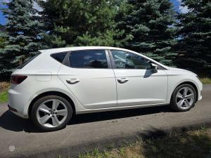 White SEAT Leon 2013 in Utena, with an engine capacity of 1.97 L and mileage of 226 thousand km for 5600 €, photo 9 on AUTOMOTO.COM.LV