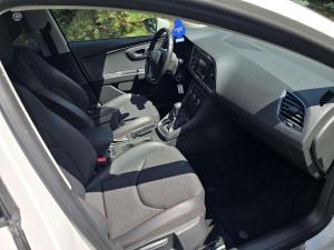 White SEAT Leon 2013 in Utena, with an engine capacity of 1.97 L and mileage of 226 thousand km for 5600 €, photo 12 on AUTOMOTO.COM.LV