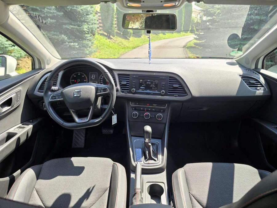 White SEAT Leon 2013 in Utena, with an engine capacity of 1.97 L and mileage of 226 thousand km for 5600 €, photo 14 on AUTOMOTO.COM.LV