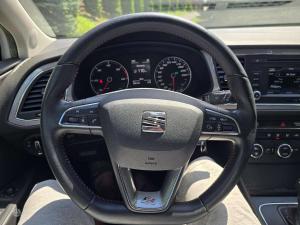 White SEAT Leon 2013 in Utena, with an engine capacity of 1.97 L and mileage of 226 thousand km for 5600 €, photo 15 on AUTOMOTO.COM.LV