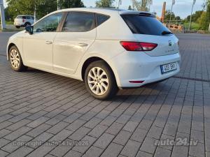 White SEAT Leon 2013 in Tallinn, with an engine capacity of 1.20 L and mileage of 199 thousand km for 6900 €, photo 4 on AUTOMOTO.COM.LV