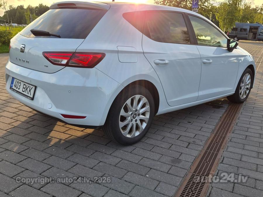 White SEAT Leon 2013 in Tallinn, with an engine capacity of 1.20 L and mileage of 199 thousand km for 6900 €, photo 5 on AUTOMOTO.COM.LV
