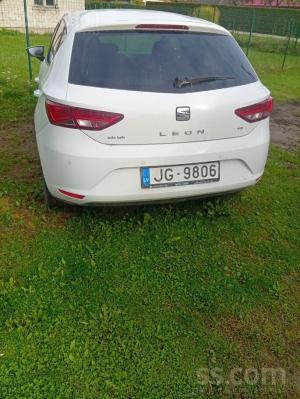 Balts SEAT Leon 2013 Bauska, ar dzinēja tilpumu 1.60 L un nobraukumu 0 tūkst. km par 4200 €, foto  vietnē AUTOMOTO.COM.LV
