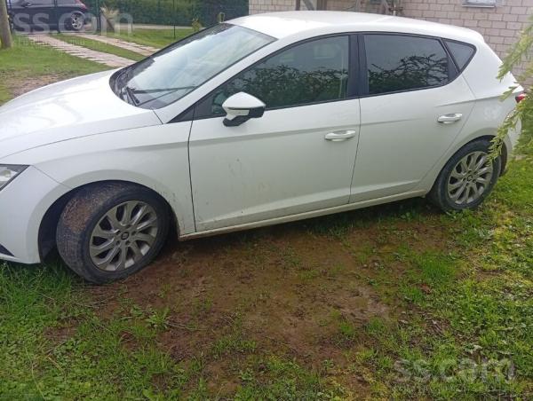 White SEAT Leon 2013 in Bauska, with an engine capacity of 1.60 L and mileage of 0 thousand km for 4200 €, photo 11 on AUTOMOTO.COM.LV