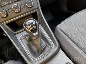 White SEAT Leon 2014 in Daugavpils, with an engine capacity of 2.00 L and mileage of 0 thousand km for 7850 €, photo 19 on AUTOMOTO.COM.LV