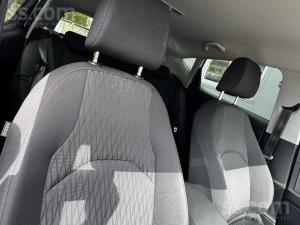 White SEAT Leon 2014 in Daugavpils, with an engine capacity of 2.00 L and mileage of 0 thousand km for 7850 €, photo 26 on AUTOMOTO.COM.LV