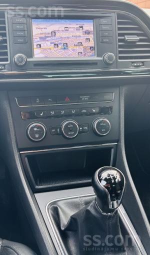 White SEAT Leon 2014 in Bauska, with an engine capacity of 1.60 L and mileage of 255 thousand km for 5800 €, photo 10 on AUTOMOTO.COM.LV