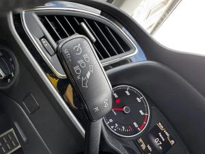White SEAT Leon 2014 in Daugavpils, with an engine capacity of 2.00 L and mileage of 229 thousand km for 7850 €, photo 24 on AUTOMOTO.COM.LV