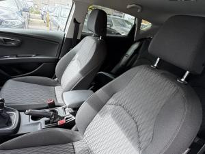 White SEAT Leon 2014 in Daugavpils, with an engine capacity of 2.00 L and mileage of 229 thousand km for 7850 €, photo 25 on AUTOMOTO.COM.LV