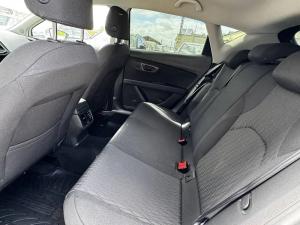 White SEAT Leon 2014 in Daugavpils, with an engine capacity of 2.00 L and mileage of 229 thousand km for 7850 €, photo 28 on AUTOMOTO.COM.LV