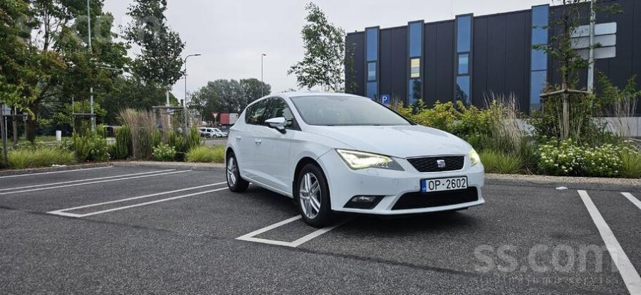 White SEAT Leon 2014 in Riga, with an engine capacity of 1.40 L and mileage of 317 thousand km for 4950 €, photo 3 on AUTOMOTO.COM.LV