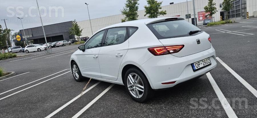 White SEAT Leon 2014 in Riga, with an engine capacity of 1.40 L and mileage of 317 thousand km for 4950 €, photo 4 on AUTOMOTO.COM.LV