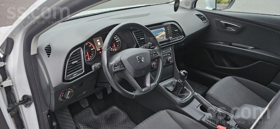 White SEAT Leon 2014 in Riga, with an engine capacity of 1.40 L and mileage of 317 thousand km for 4950 €, photo 8 on AUTOMOTO.COM.LV