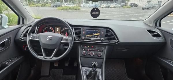 White SEAT Leon 2014 in Riga, with an engine capacity of 1.40 L and mileage of 317 thousand km for 4900 €, photo 6 on AUTOMOTO.COM.LV