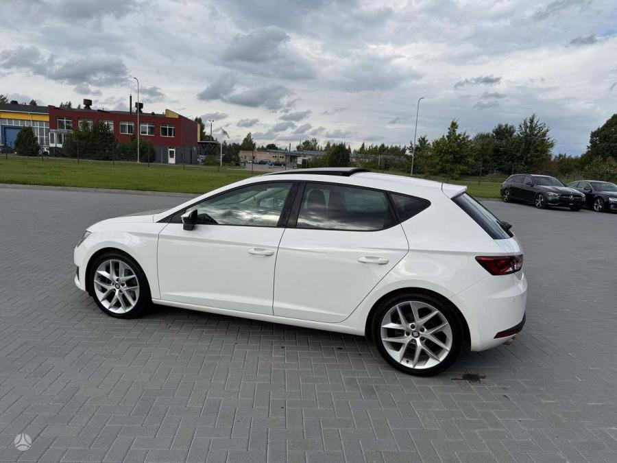 White SEAT Leon 2015 in Telschi, with an engine capacity of 1.97 L and mileage of 225 thousand km for 8200 €, photo 4 on AUTOMOTO.COM.LV