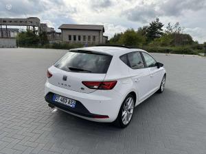White SEAT Leon 2015 in Telschi, with an engine capacity of 1.97 L and mileage of 225 thousand km for 8200 €, photo 7 on AUTOMOTO.COM.LV