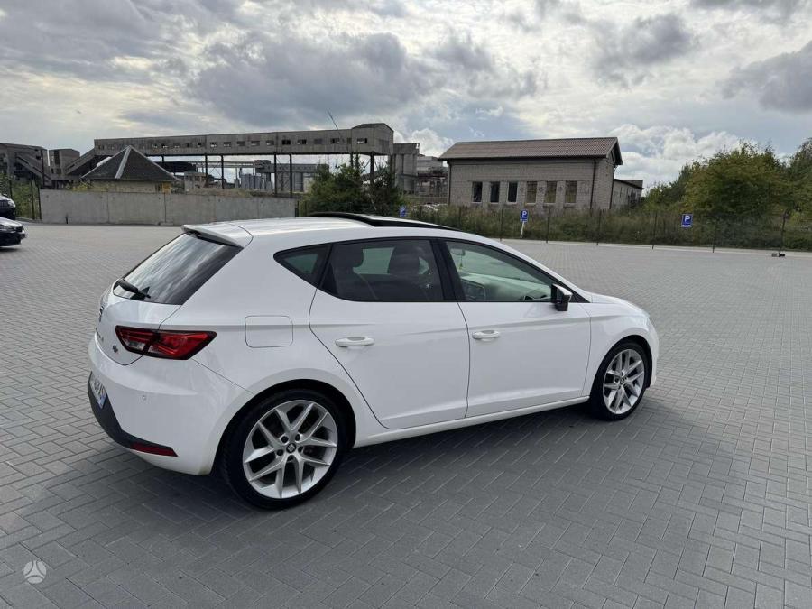 White SEAT Leon 2015 in Telschi, with an engine capacity of 1.97 L and mileage of 225 thousand km for 8200 €, photo 8 on AUTOMOTO.COM.LV