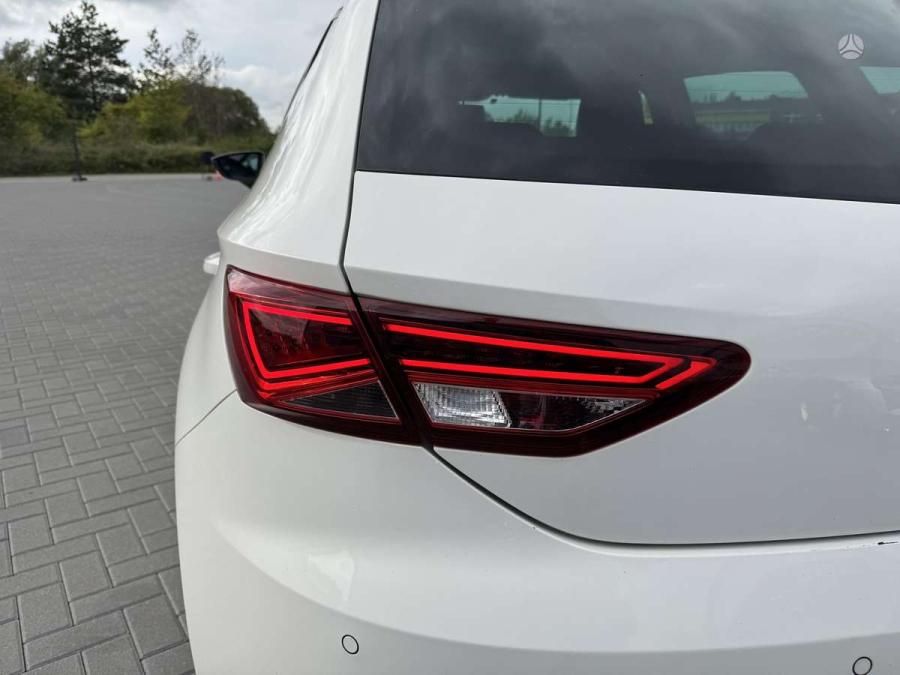 White SEAT Leon 2015 in Telschi, with an engine capacity of 1.97 L and mileage of 225 thousand km for 8200 €, photo 15 on AUTOMOTO.COM.LV