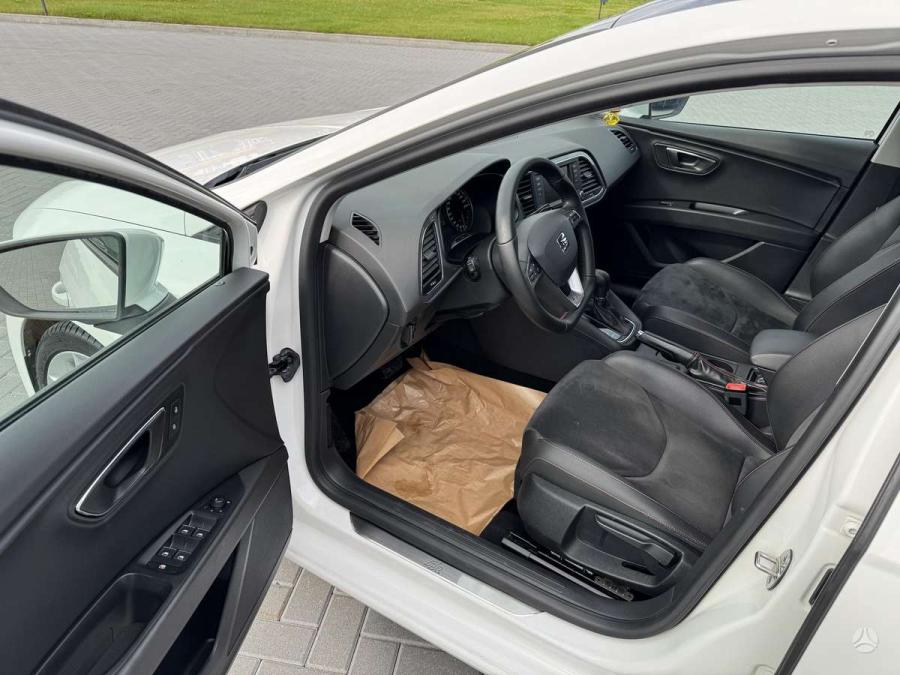 White SEAT Leon 2015 in Telschi, with an engine capacity of 1.97 L and mileage of 225 thousand km for 8200 €, photo 18 on AUTOMOTO.COM.LV