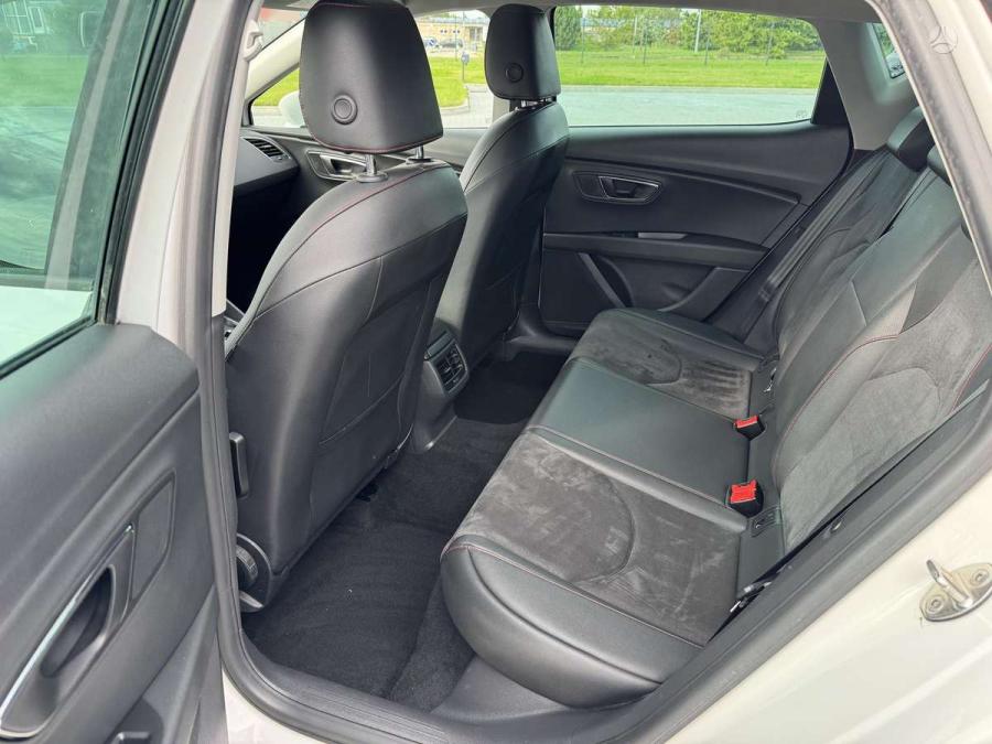 White SEAT Leon 2015 in Telschi, with an engine capacity of 1.97 L and mileage of 225 thousand km for 8200 €, photo 22 on AUTOMOTO.COM.LV