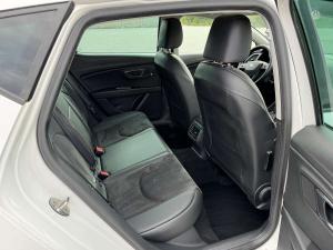 White SEAT Leon 2015 in Telschi, with an engine capacity of 1.97 L and mileage of 225 thousand km for 8200 €, photo 24 on AUTOMOTO.COM.LV