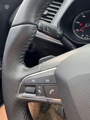 White SEAT Leon 2015 in Telschi, with an engine capacity of 1.97 L and mileage of 225 thousand km for 8200 €, photo 40 on AUTOMOTO.COM.LV