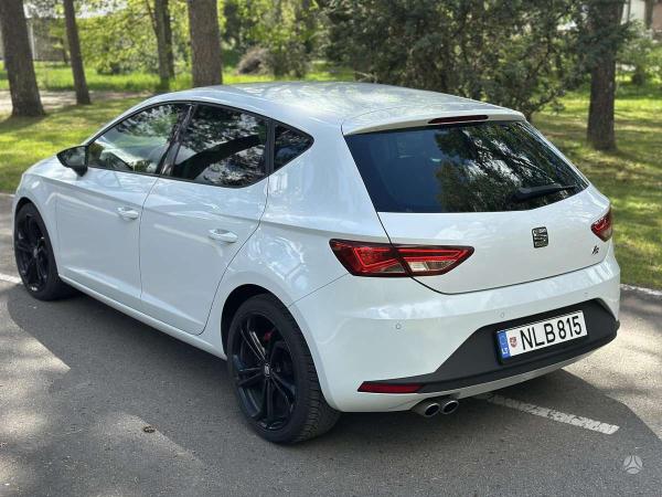 Balts SEAT Leon 2016 Šauļi, ar dzinēja tilpumu 1.97 L un nobraukumu 210 tūkst. km par 8000 €, foto 6 vietnē AUTOMOTO.COM.LV