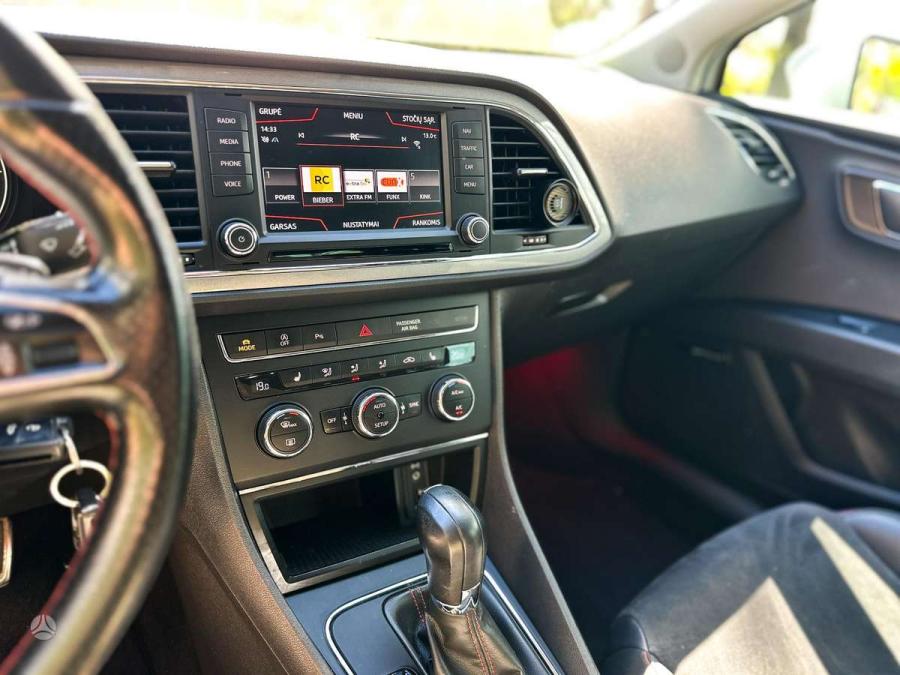 Balts SEAT Leon 2016 Šauļi, ar dzinēja tilpumu 1.97 L un nobraukumu 210 tūkst. km par 8000 €, foto 11 vietnē AUTOMOTO.COM.LV