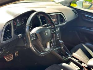 Balts SEAT Leon 2016 Šauļi, ar dzinēja tilpumu 1.97 L un nobraukumu 210 tūkst. km par 8000 €, foto 13 vietnē AUTOMOTO.COM.LV