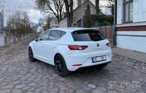 White SEAT Leon 2017 in Riga, with an engine capacity of 1.00 L and mileage of 205 thousand km for 8799 €, photo 2 on AUTOMOTO.COM.LV