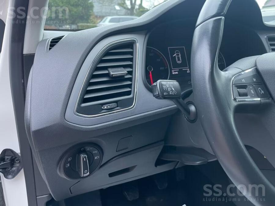 Balts SEAT Leon 2019 Ogre, ar dzinēja tilpumu 1.60 L un nobraukumu 140 tūkst. km par 8495 €, foto 15 vietnē AUTOMOTO.COM.LV