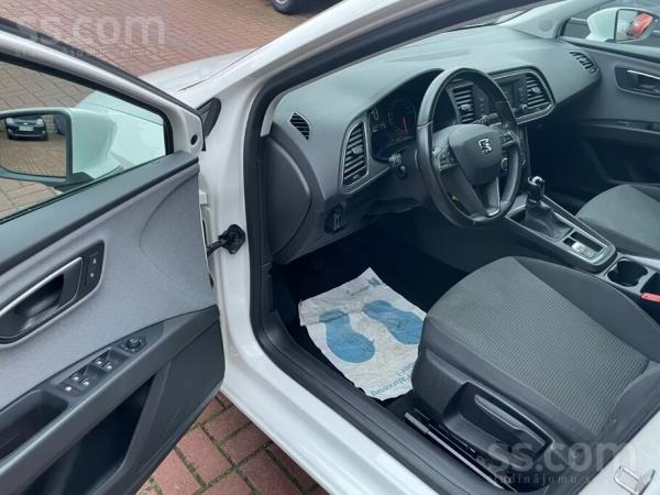 White SEAT Leon 2019 in Ogre, with an engine capacity of 1.60 L and mileage of 140 thousand km for 8397 €, photo 7 on AUTOMOTO.COM.LV