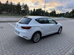 White SEAT Leon 2019 in Panevezys, with an engine capacity of 1.60 L and mileage of 176 thousand km for 10500 €, photo 4 on AUTOMOTO.COM.LV