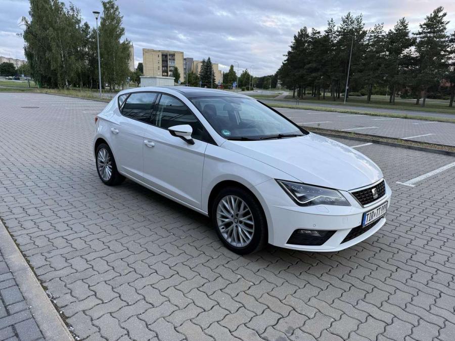 White SEAT Leon 2019 in Panevezys, with an engine capacity of 1.60 L and mileage of 176 thousand km for 10500 €, photo 5 on AUTOMOTO.COM.LV